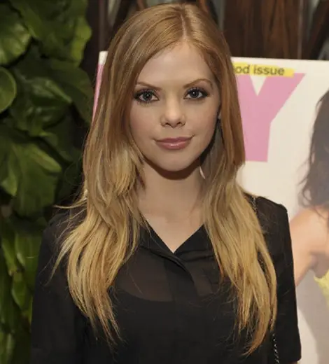 Dreama Walker - Age, Gossip Girl, Net Worth & Husband