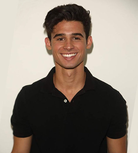 Hunter Sansone - Age, Stargirl, Ethnicity & Worth - Biography