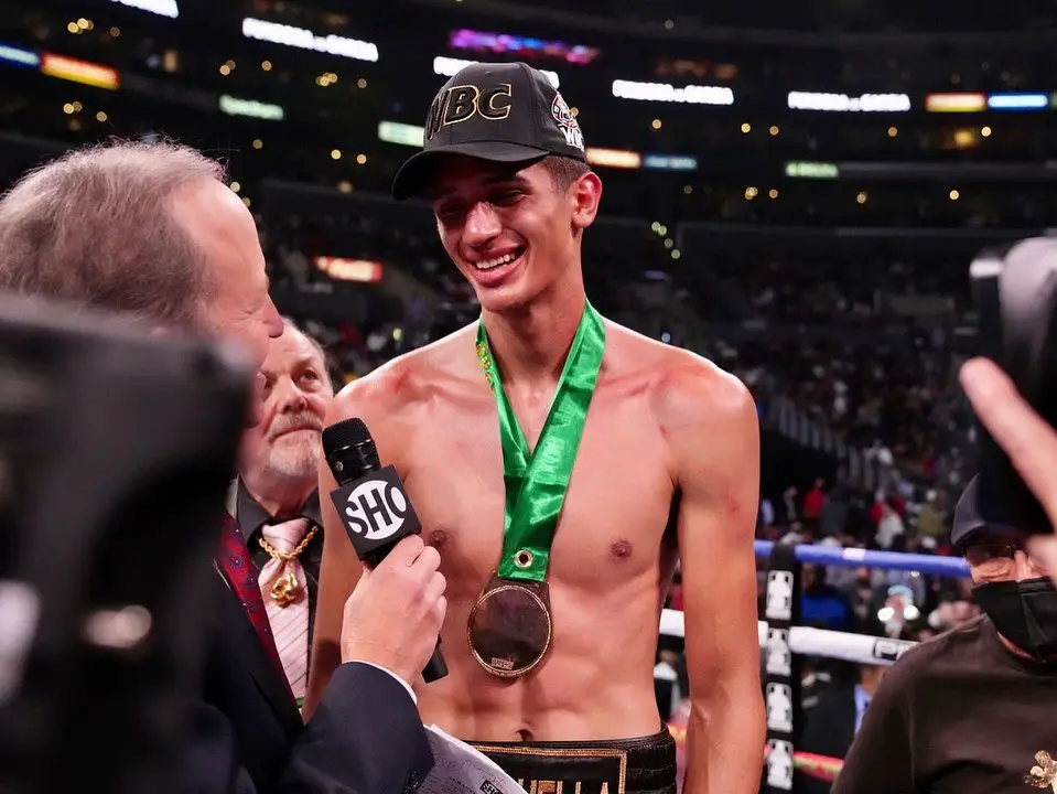 Sebastian Fundora - Boxer, Height, Weight, Bio - Biography