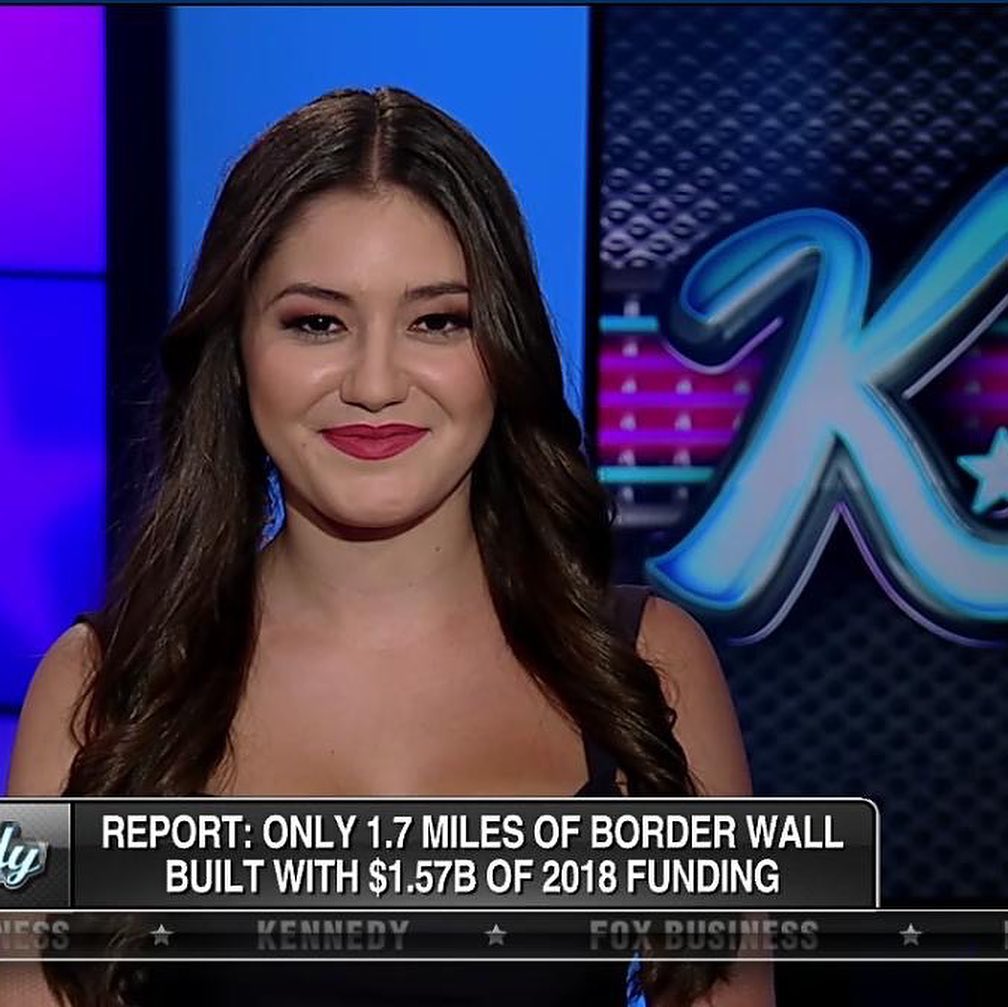 Tiana Lowe - Age, Weinstein Donation, USC Racist Sign - Biography