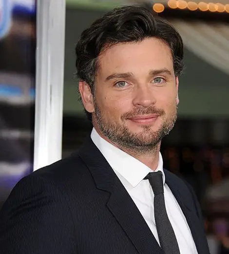 Tom Welling - Age, Wife, Kids, Net Worth, Height - Biography