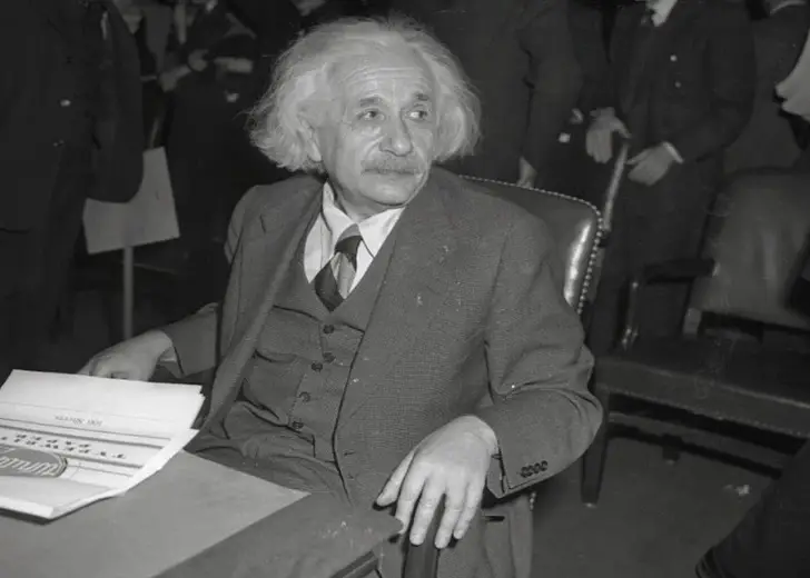 Albert Einstein "Physicist" - Biography, Age, Married and Children