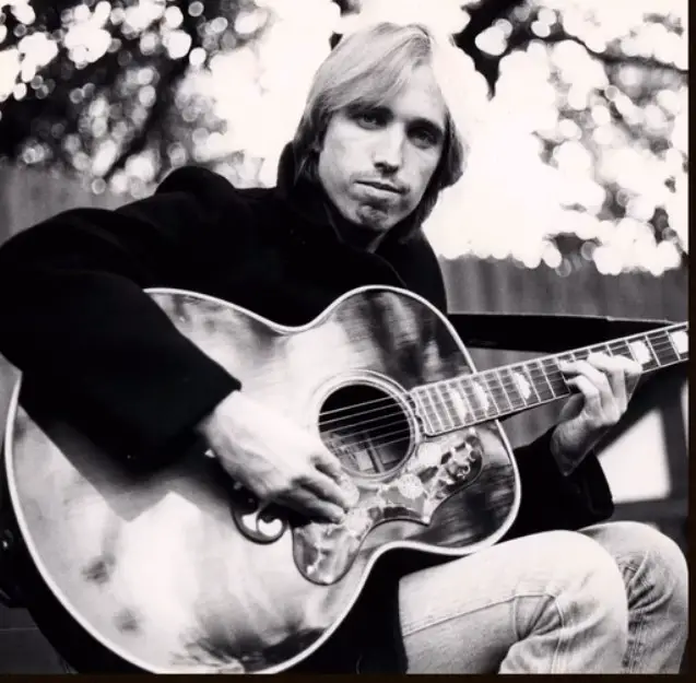 Tom Petty "Rock Musician" - Biography, Age, Married and Children