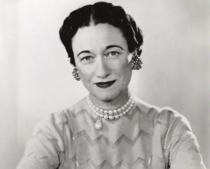 Wallis Simpson - American Socialite, Married and Divorce