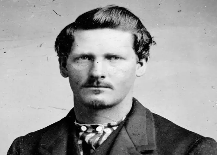 Wyatt Earp - Lawman, American Cowboy and History Icon