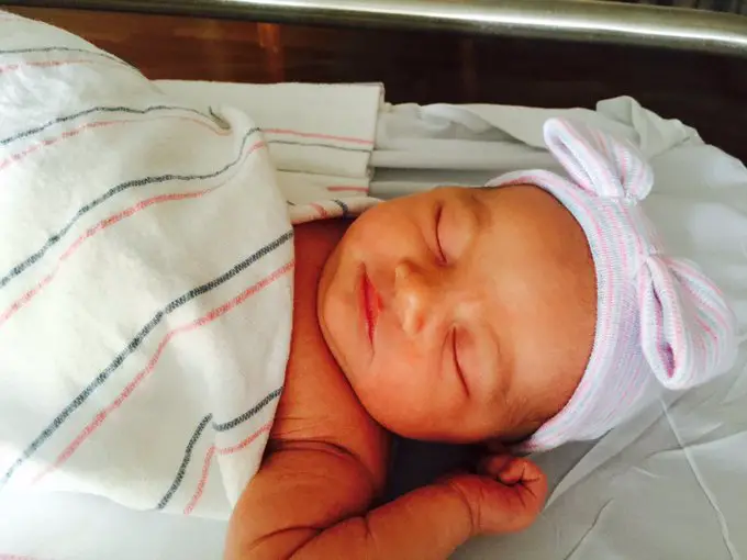 Molly Line - FOX News, Husband, Wedding, Daughter & Salary