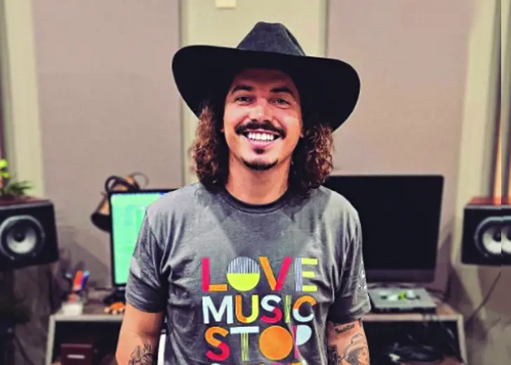 Ryan Charles - American Song Contest, New Boot Goofin - Biography